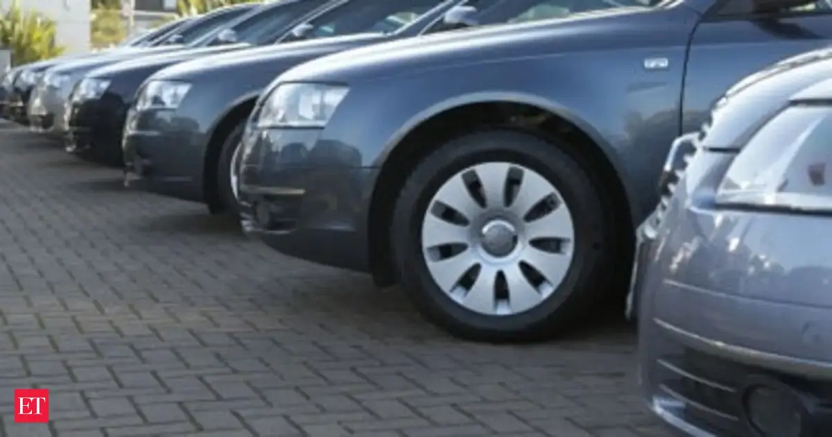 Car sales fall 20% in March despite record discounts - The Economic Times