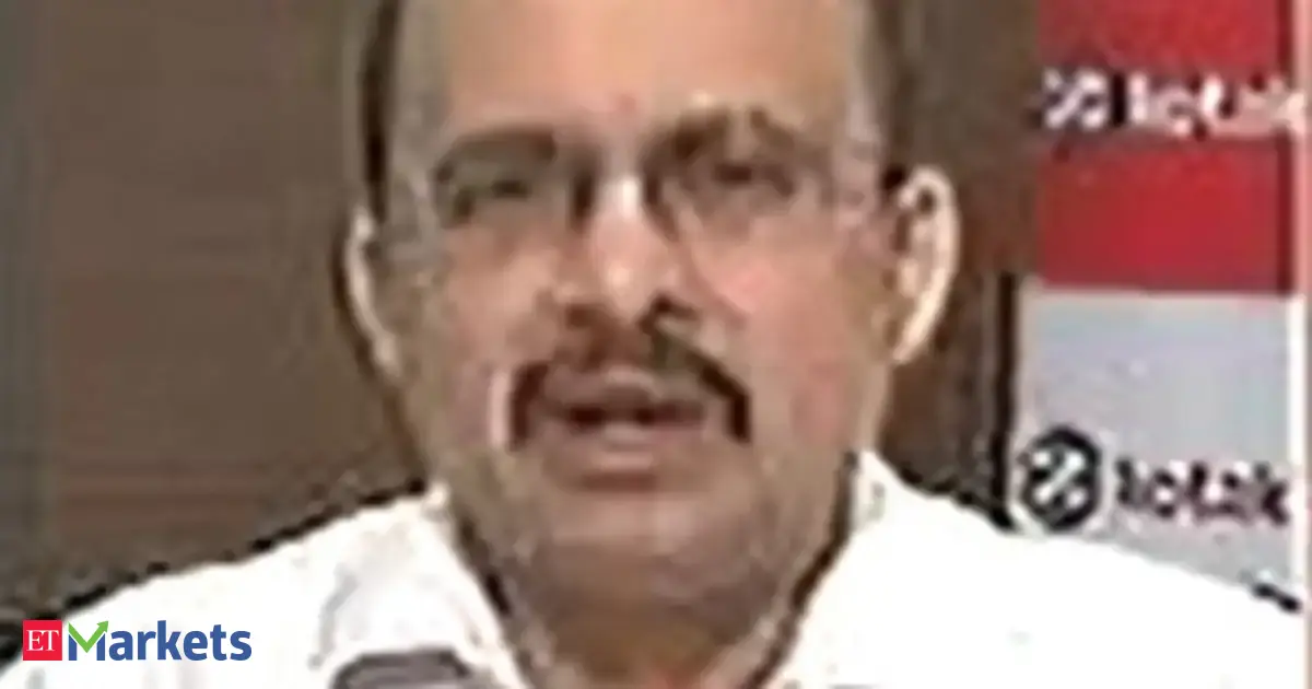Infosys will remain at a steep discount to TCS in near-term: Shashank ...