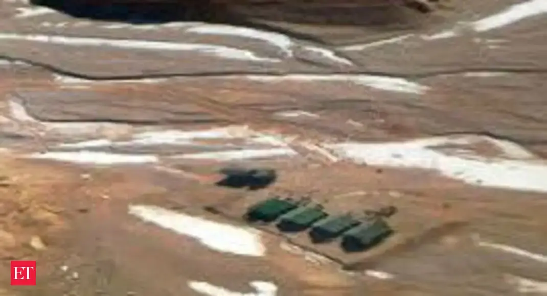 Indian Army dismantling bunkers in Chumar in Ladakh - The Economic Times