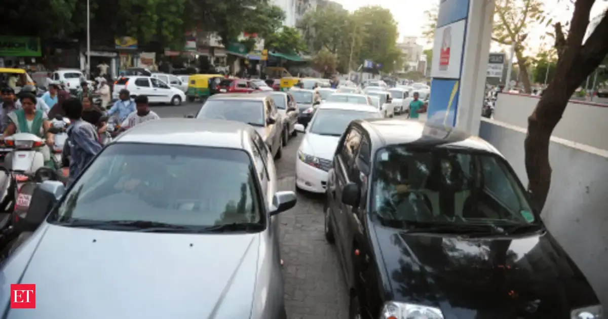 Narrowing fuel price gap drives demand for petrol cars - The Economic Times