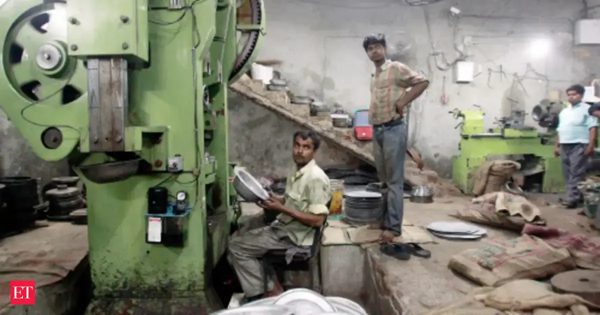 Total output of factories in Delhi rise - The Economic Times