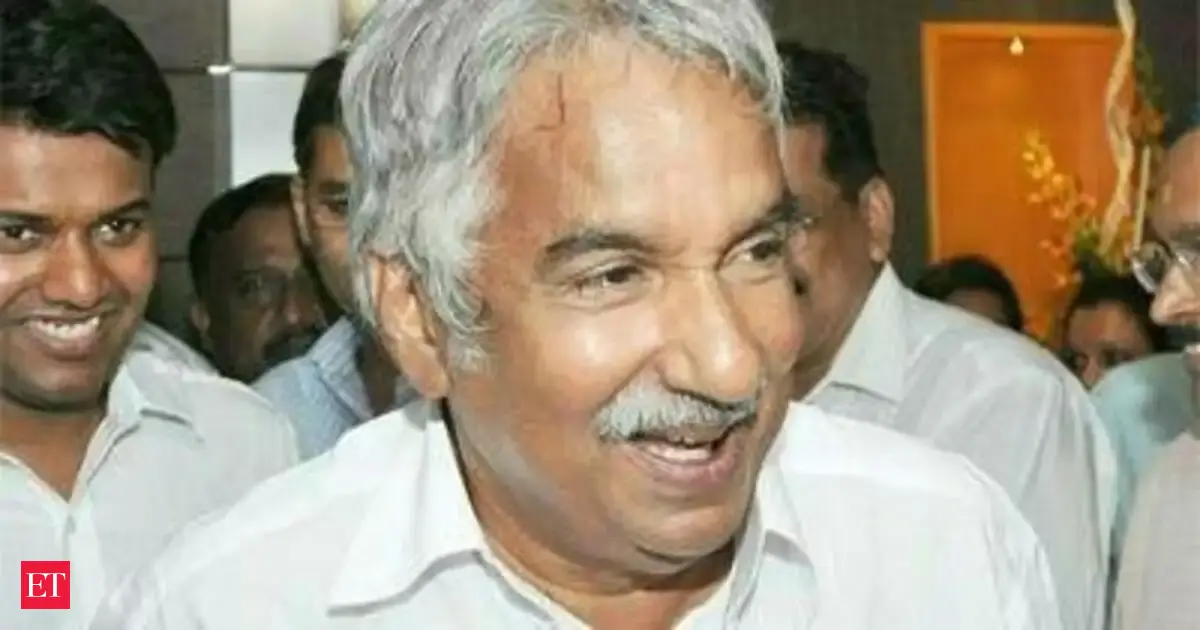 Solar Slugfest on, Oommen Chandy's son slaps notice on BJP leader - The ...
