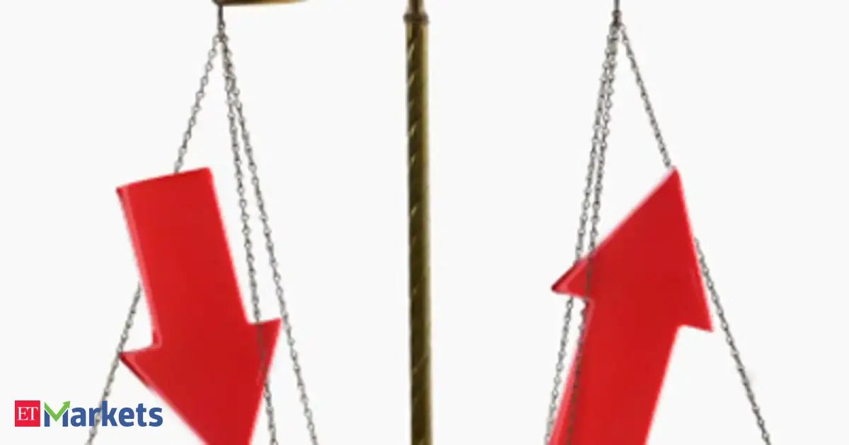 MFs shed pricey FMCGs and healthcare; move towards IT and telecom on ...