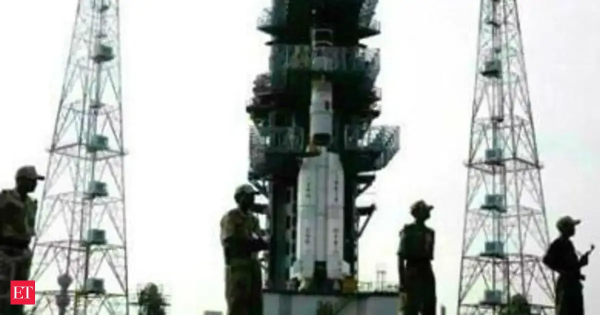 ISRO calls off GSLV D-5 launch after fuel leakage - The Economic Times