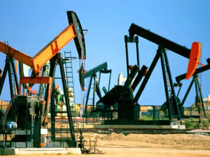 Bonhomie ends, ONGC and Cairn in war of words over Barmer oilfield ...