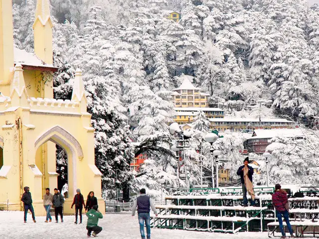 Snowfall in Palampur - Stunning pictures of snowfall in India | The ...
