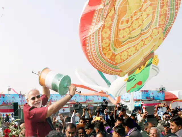 Narendra Modi inaugurates 26th International kite festival - Narendra ...