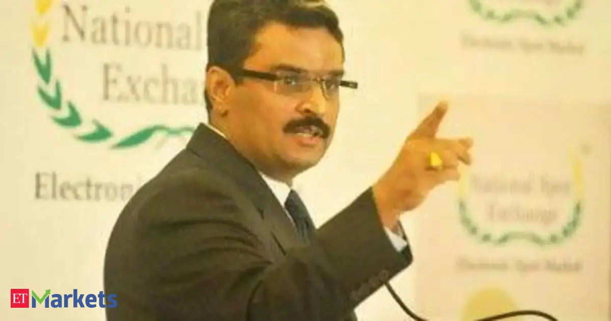 CBI registers PE against ex-Sebi chairman Bhave, MCX, others - The ...