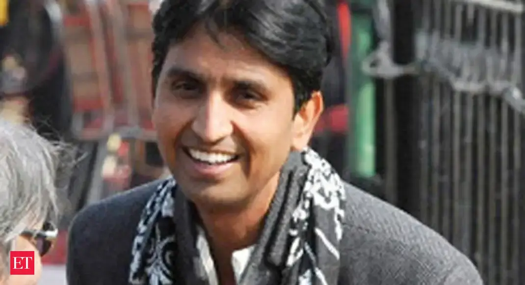 RSS: AAP leader Kumar Vishwas' 'praise' of RSS puts AAP in a fix - The ...