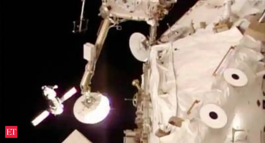 scientists: Scientists building 'space ark' type of spaceship to save ...