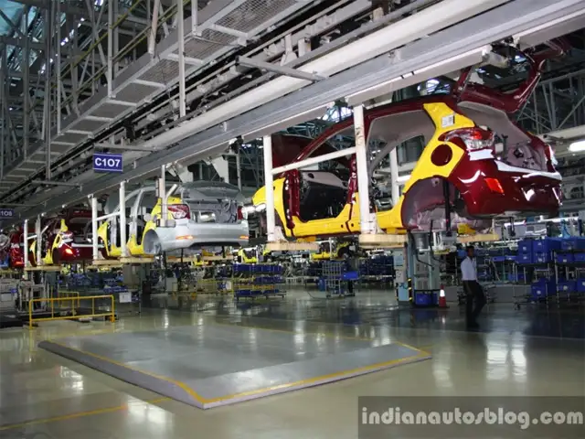 Stamping - Sneak Peek: How Hyundai manufactures Xcent, i10 & other cars ...