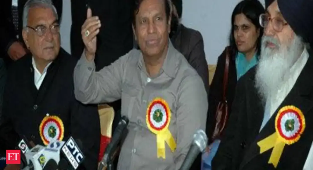 Elections 2014: T R Baalu loses Lok Sabha poll after 18 years - The ...