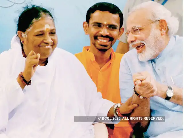 Snapshots: Narendra Modi in a never seen before avatar - Narendra Modi ...