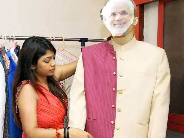 Paswan & family meets Rajnath Singh - May 19, 2014 | The Economic Times