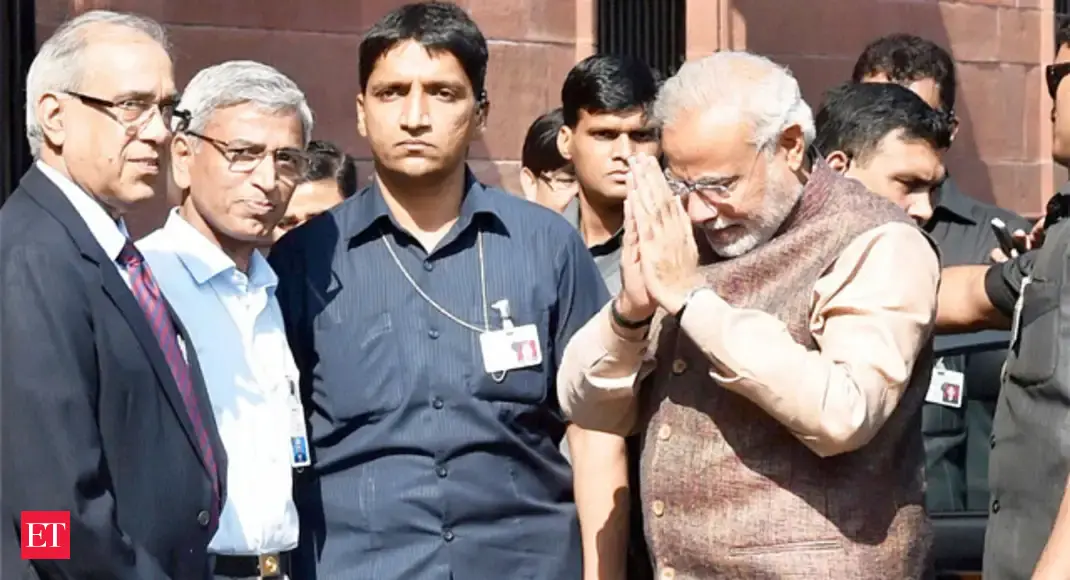 PM Narendra Modi's first few minutes in office - Narendra Modi takes ...