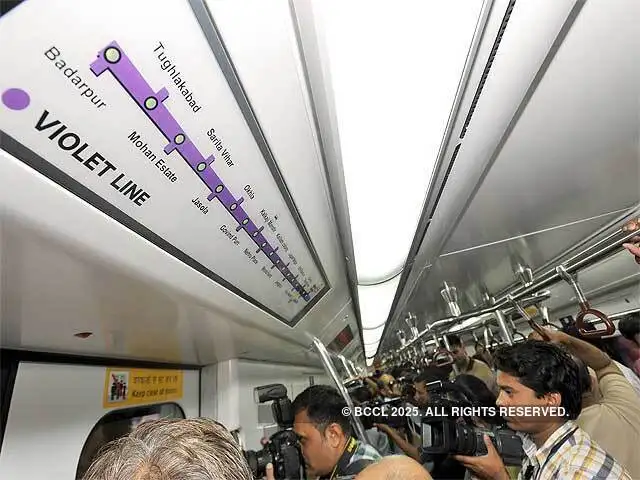 Delhi Metro: Mandi House-Central Secretariat line opens - First train ...