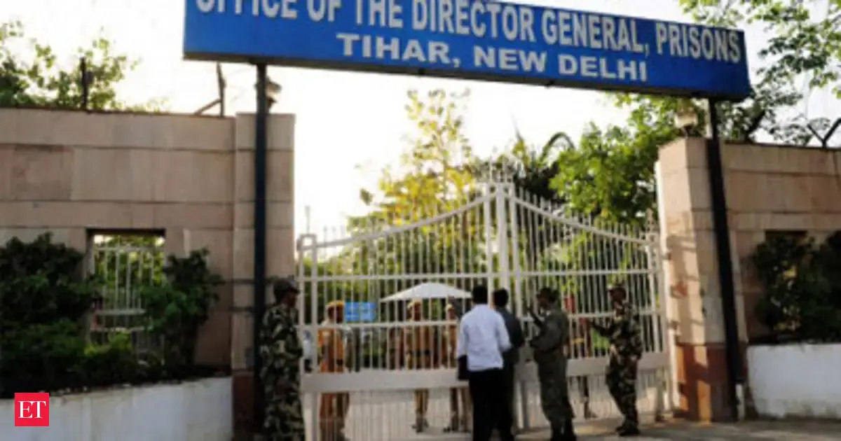 Tihar sets up restaurant, inmates to cook and serve food - The Economic ...