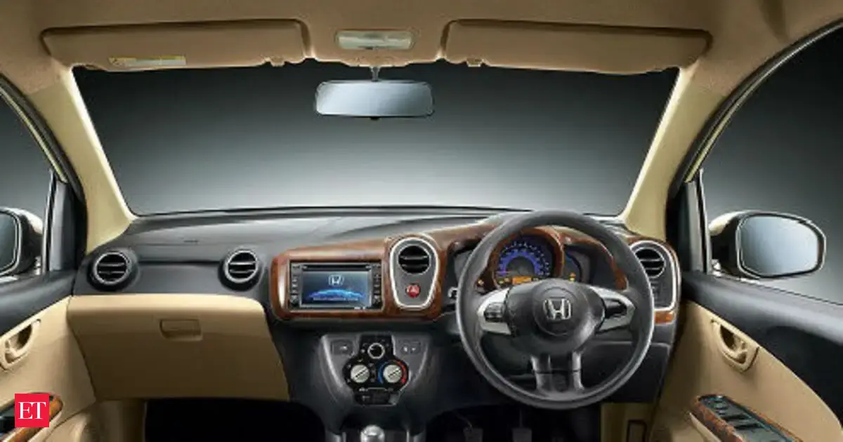 New Honda Mobilio grades will have AVN, Rear View Camera - The Economic ...