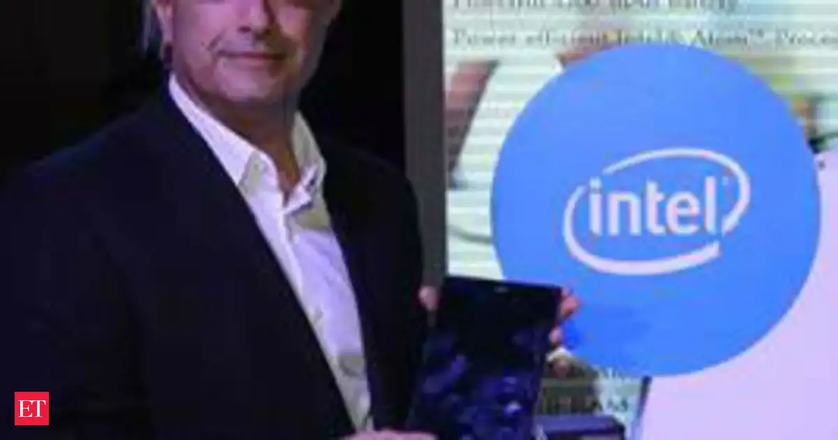 Smartphone adoption to propel m-Commerce - The Economic Times