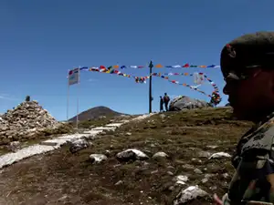 Fresh Chinese incursion in Ladakh, over 50 more PLA troops enter Chumar ...