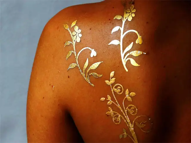 London: Brisk tattoo business on Navratri brings cheer to artists - The ...