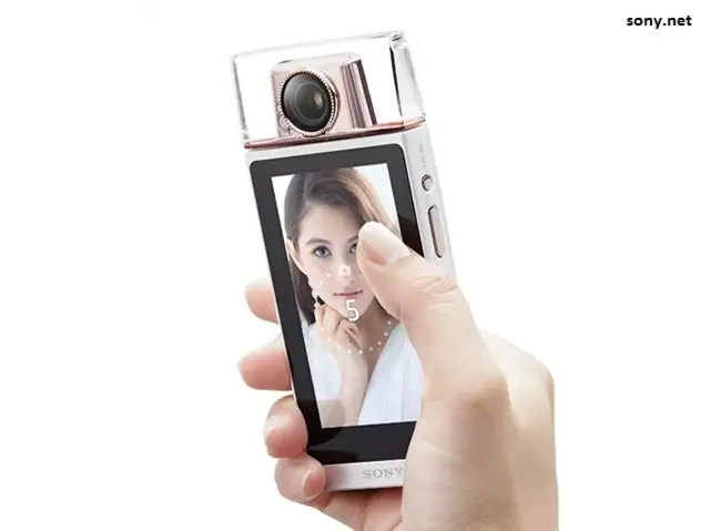 Glam Screen - 10 crazy gadgets to use for the perfect selfie | The ...