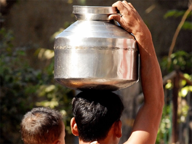 Thatheras, keeping utensil-making culture of India alive - The Economic ...