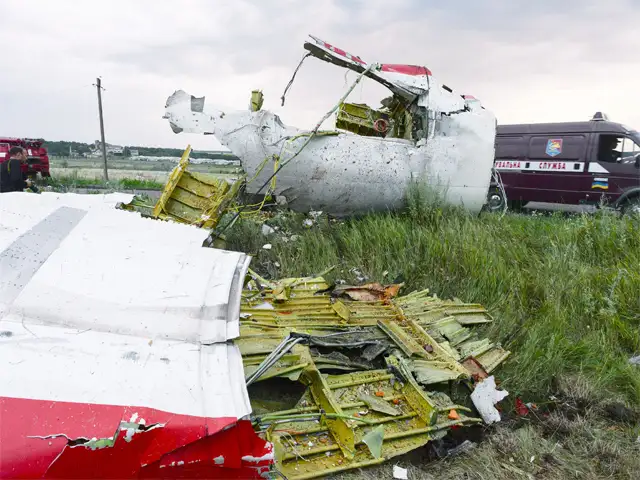 Plane was shot down by Ukrainian jet - Missing AirAsia flight is 3rd ...