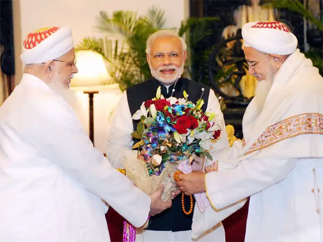 Prime Minister Narendra Modi with Religious Head of the Dawoodi Bohra ...