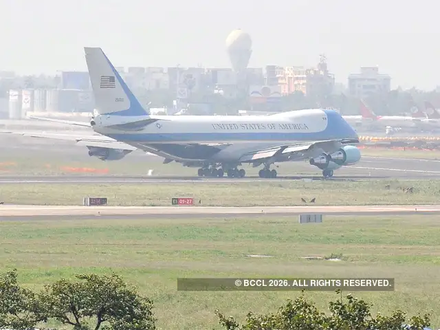 Specifications of the aircraft: - Obama's aircraft 'Air Force One': The ...