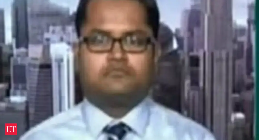 Expect RBI to hold on rates in Feb 3 meet: Rahul Bajoria, Barclays ...