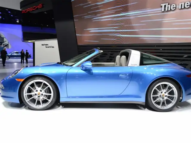 Powered by 3.4-liter six-cylinder engine - Porsche 911 Targa launched ...