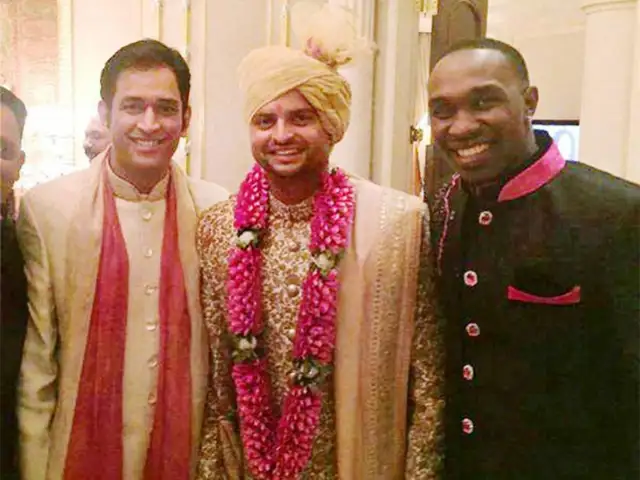 Sushil Kumar with Suresh Raina at his wedding ceremony - Suresh Raina ...