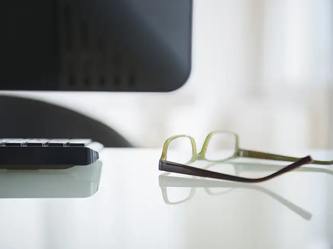 Microsoft patents glasses that read emotions - The Economic Times