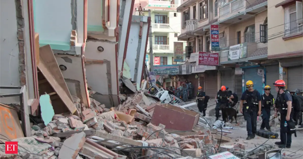 Nepal fresh earthquake: Stores reopen in Kathmandu - The Economic Times
