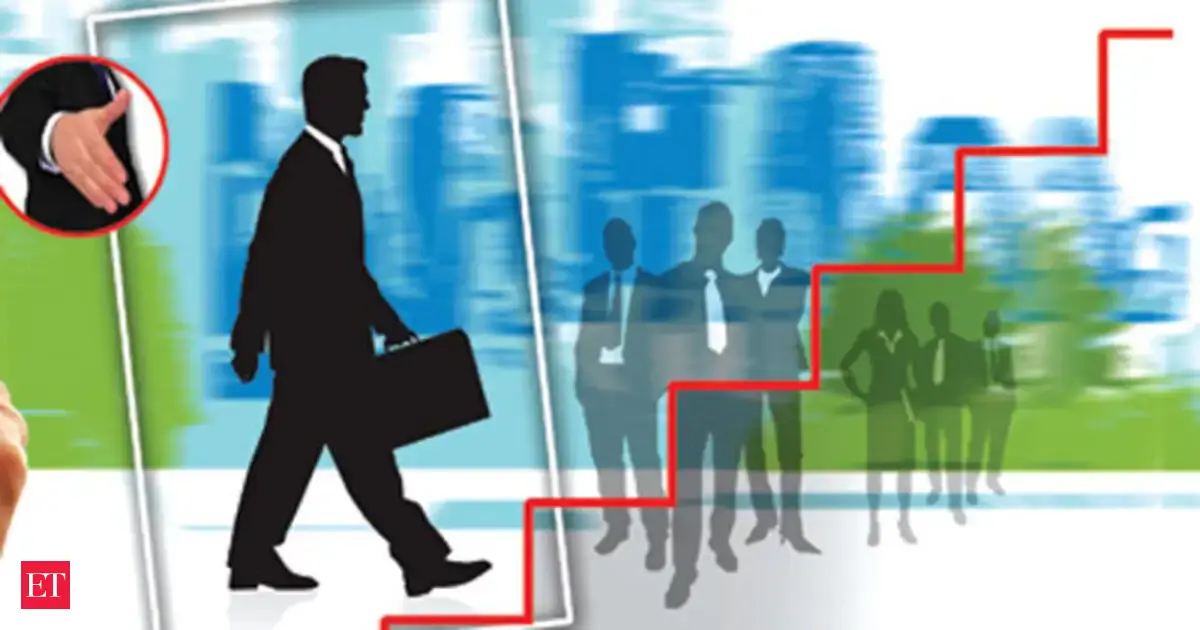 CEOs climb up the social ladder - The Economic Times