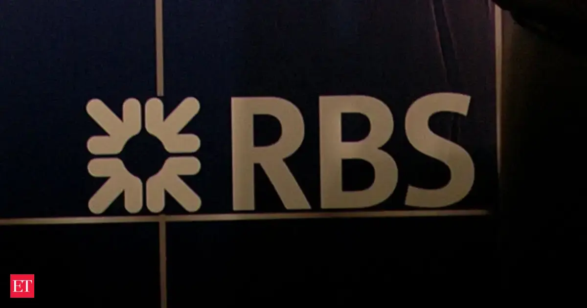 3 top executives to buy out RBS' wealth management unit - The Economic ...