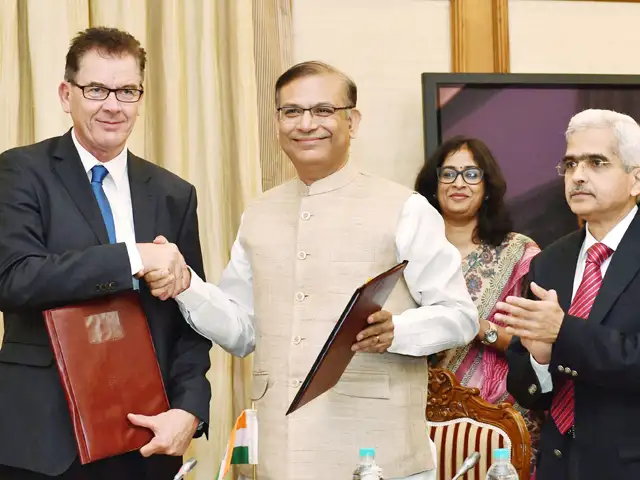 Jayant Sinha and Dr. Gerd Mueller sign document - October 5, 2015 | The ...