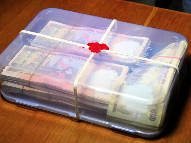 Fake Indian notes float around in the UAE: Report - The Economic Times