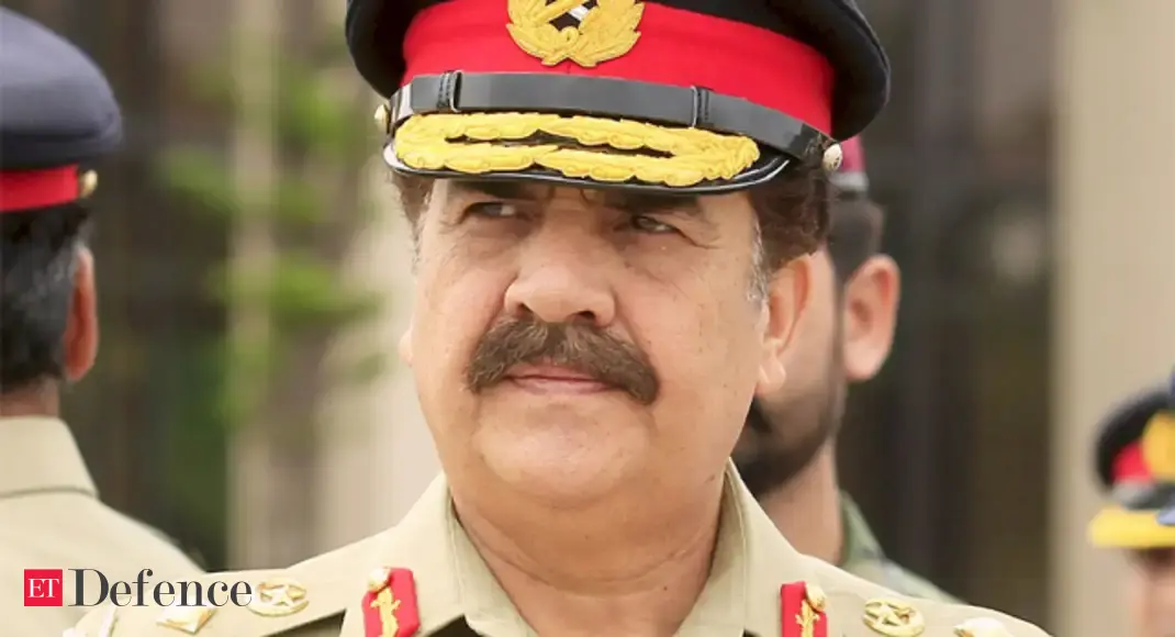 Pakistan army chief General Raheel Sharif rakes up Kashmir issue in ...