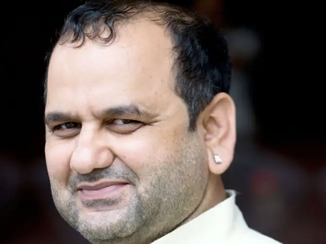BJP MP Mahesh Giri raps AAP government for not funding municipal ...