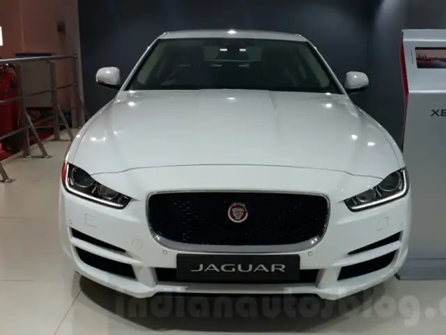 Jaguar Land Rover - List of new cars unveiled at the Auto Expo 2016 ...