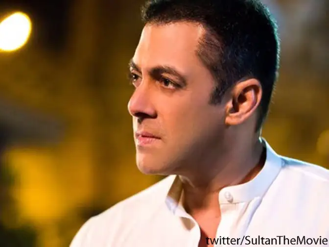 Clean-shaven: Salman Khan shares new look from 'Sultan' - The Economic ...