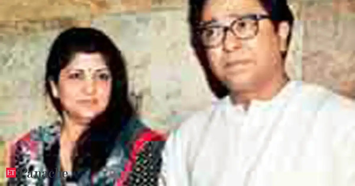 Raj Thackeray & wife Sharmila indulge in scrumptious seafood at Gajalee ...