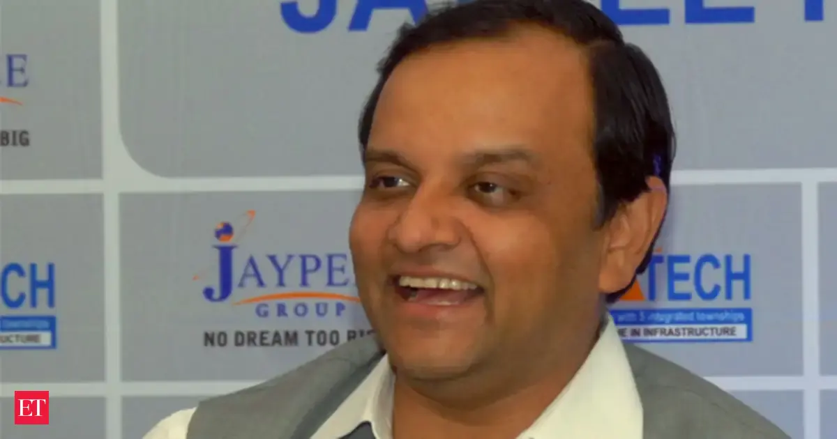 I have no intention to flee: Manoj Gaur, Executive Chairman & CEO, Jaypee Group - The Economic Times