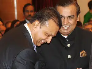 Mukesh, Anil Ambani display bonhomie as President honours their father ...