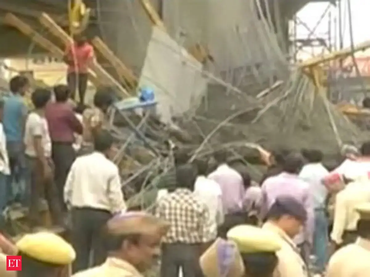 Under-construction metro bridge collapses in Lucknow - The Economic ...
