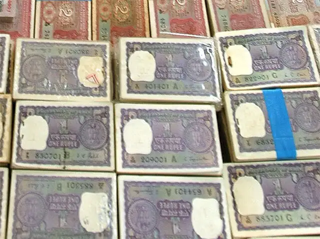 100 Quintillion Pengo - 10 unusual currencies around the world | The ...