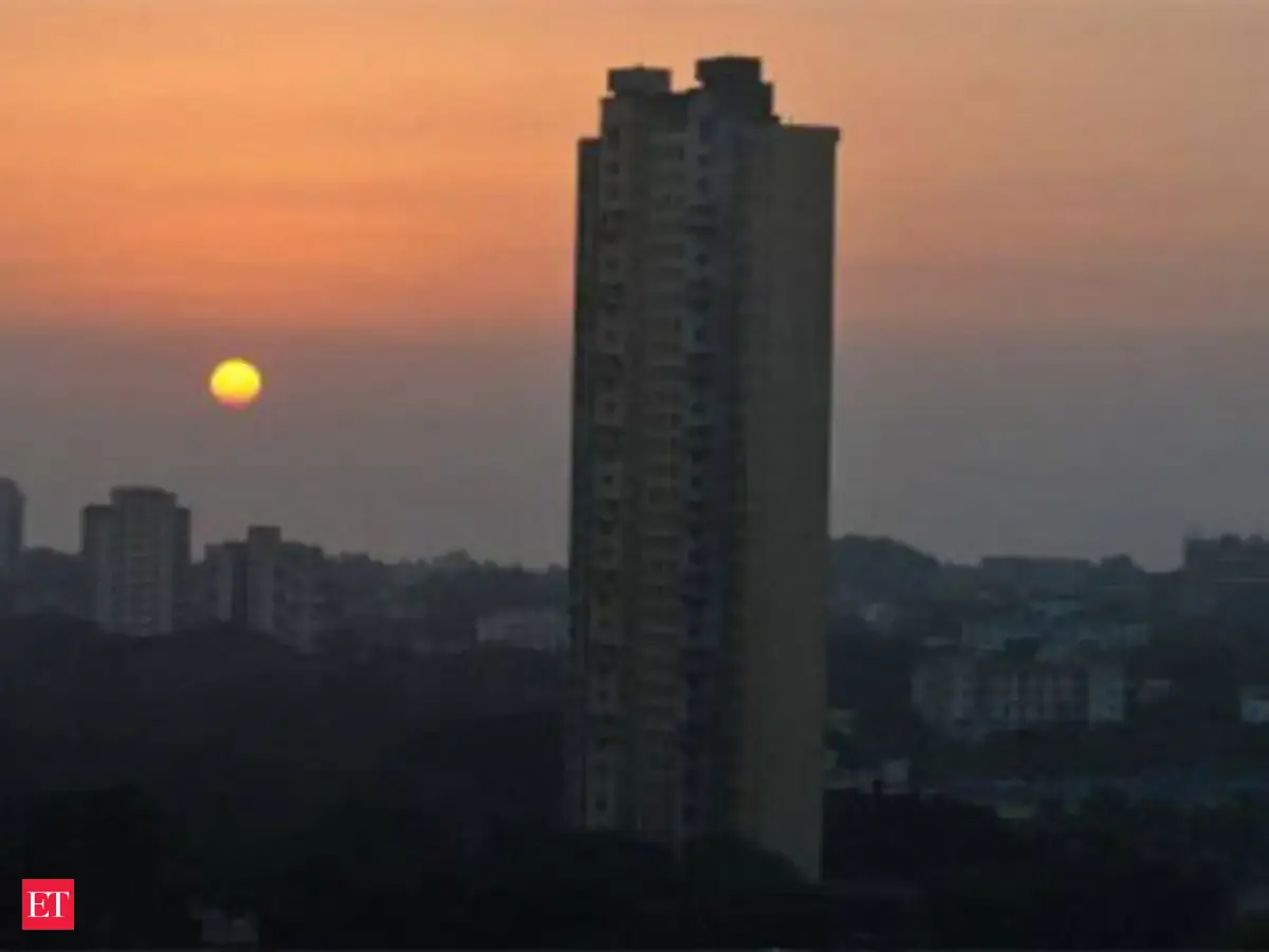 Bombay High Court orders demolition of Adarsh Society building - The ...