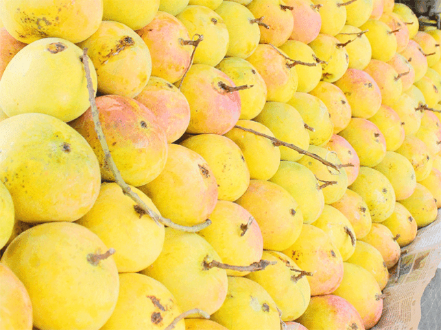 Beat Monday blues with mango madness - The Economic Times